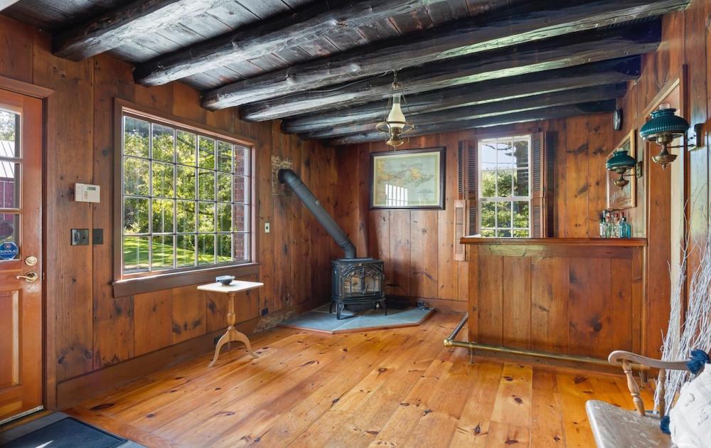 The Jason Warner House - Country Life Real Estate LLC